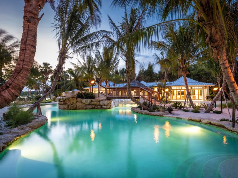 Custom Pool Design & Construction - Almar Jackson Pools